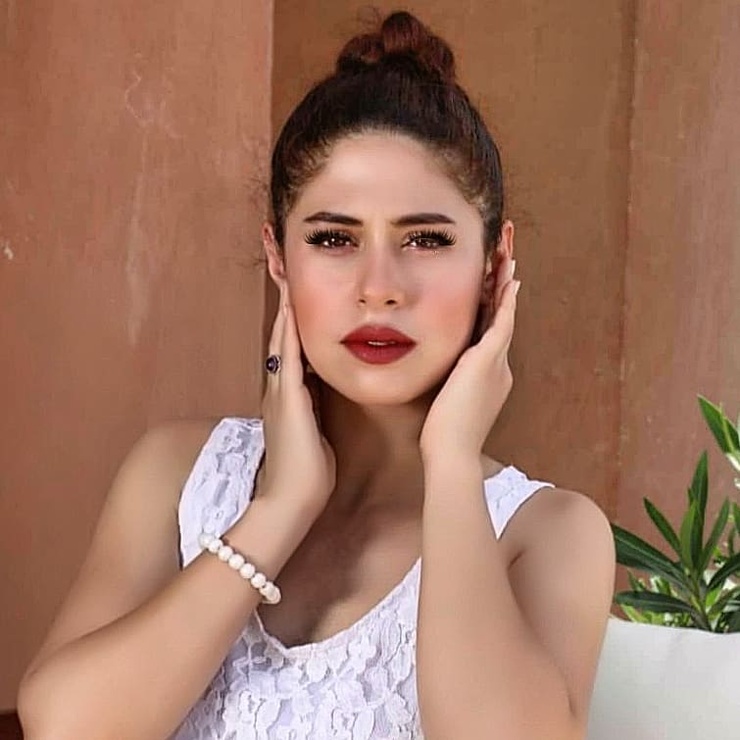 Image of Mireille Azer