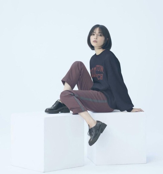Picture of Suzu Hirose