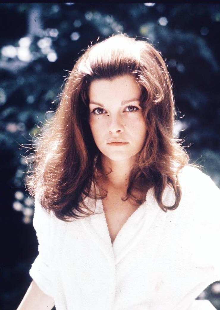 Picture of Geneviève Bujold
