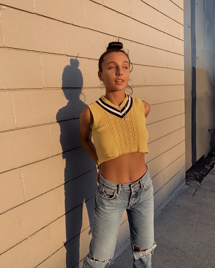 Emma Chamberlain picture