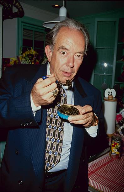 Robin Leach