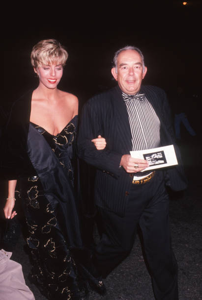 Robin Leach