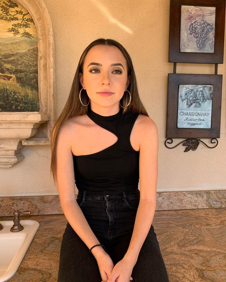 Picture of Veronica Merrell