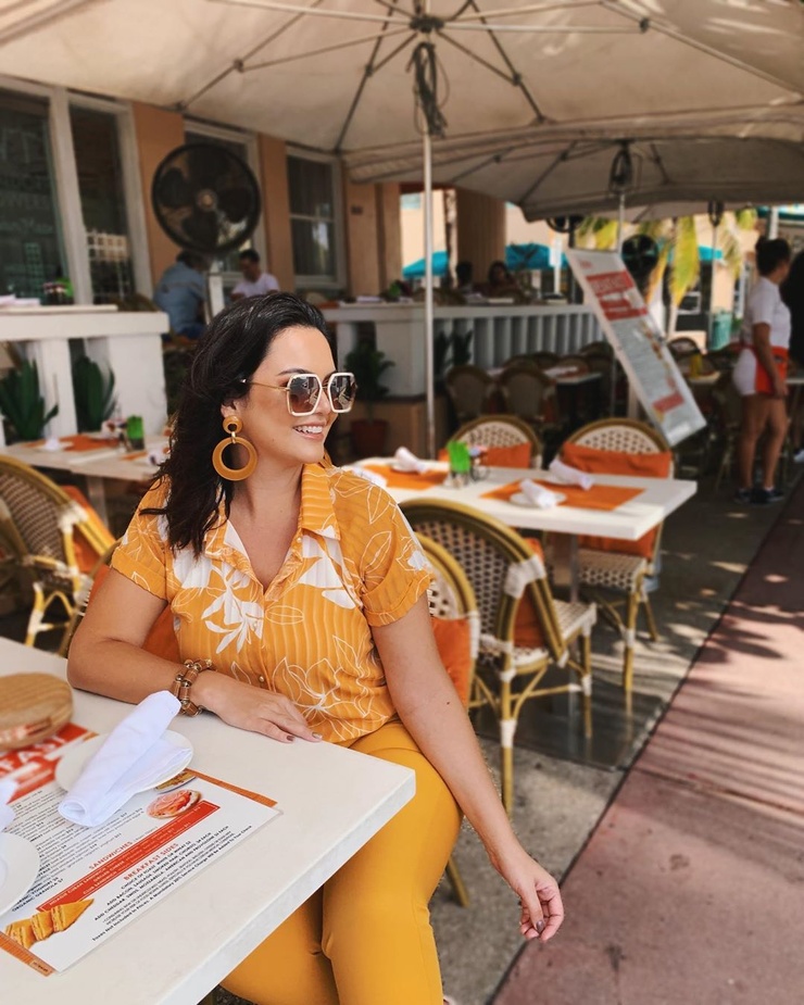 Picture of Cleo Fernandes