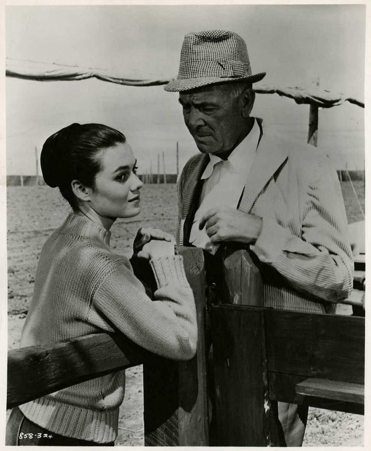 Sharon Hugueny, Dean Jagger