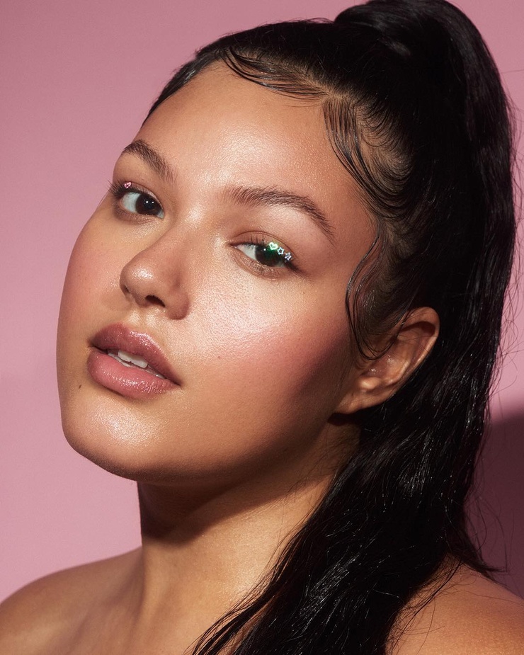 Picture of Vanessa Romo