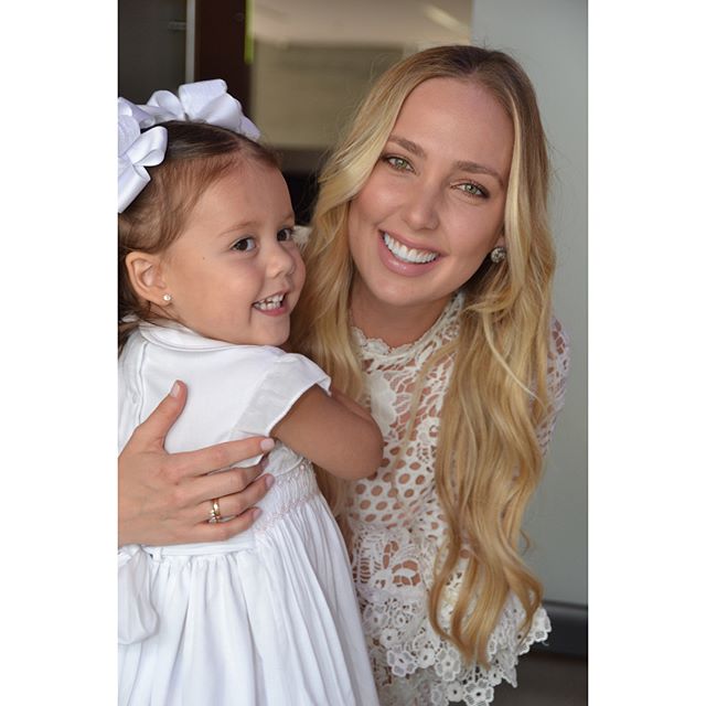 Picture of Vanessa Pose