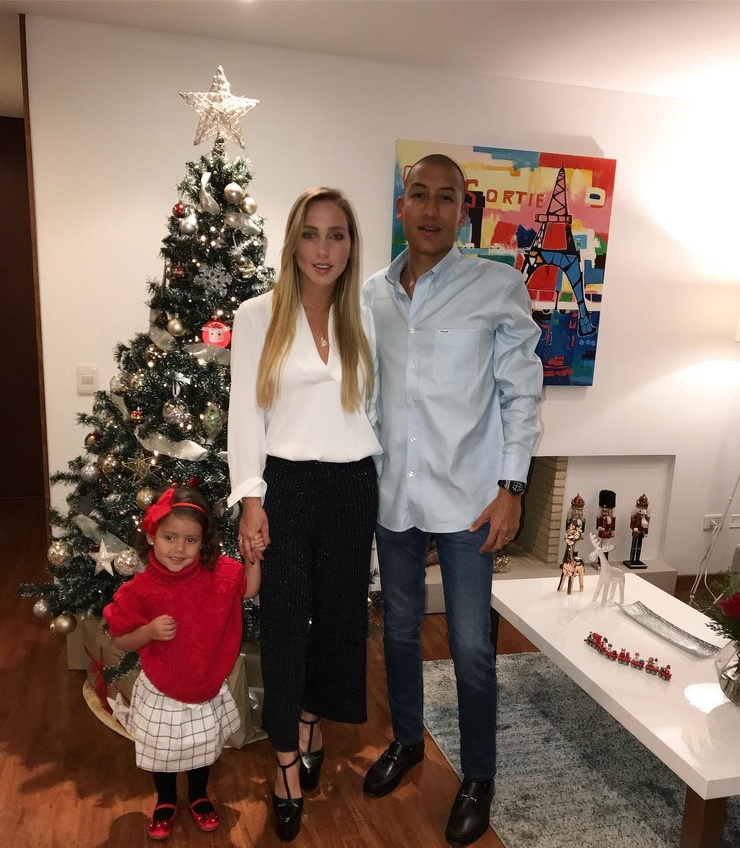 Picture of Vanessa Pose