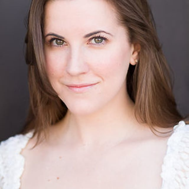 Picture of Lauren Sowa