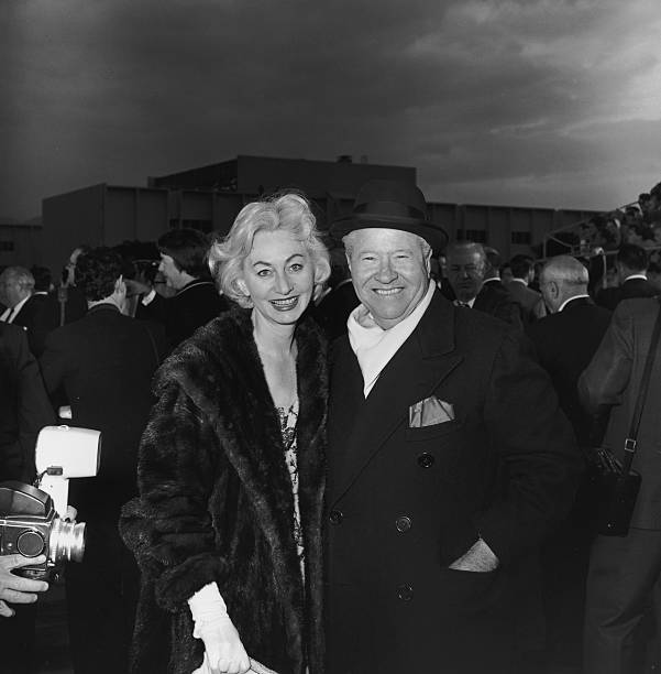 Victoria Horne, Jack Oakie