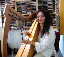 Picture of Lisa Lynne