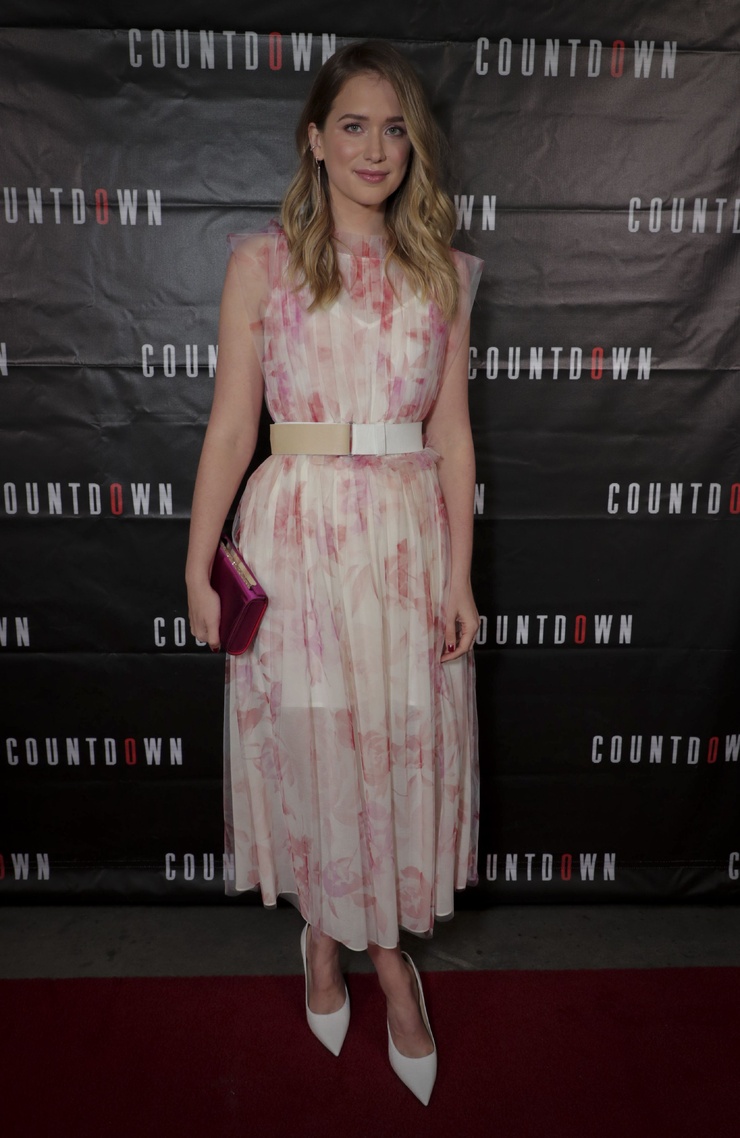 Picture of elizabeth lail