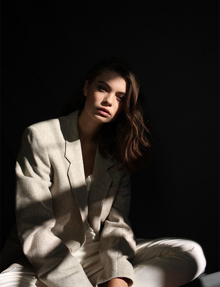 Picture of Lily Neale