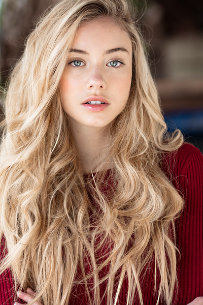 Jessica Treska image