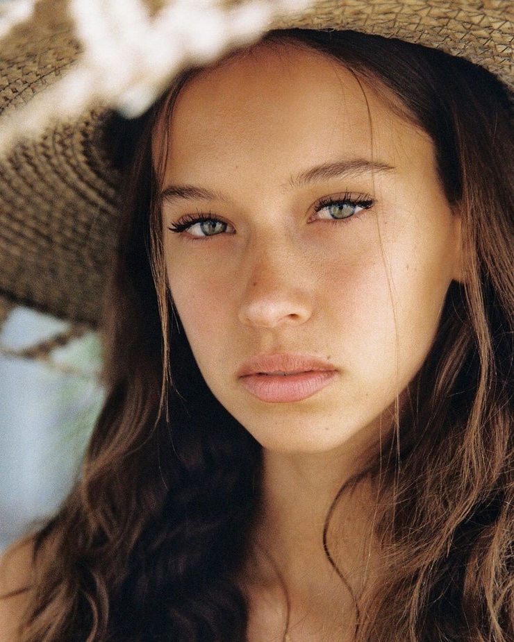 Image of Isabelle Mathers