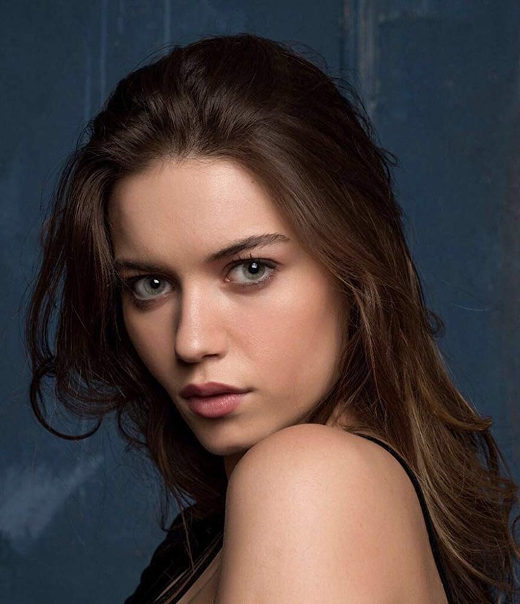 Picture of Afra Saraçoglu