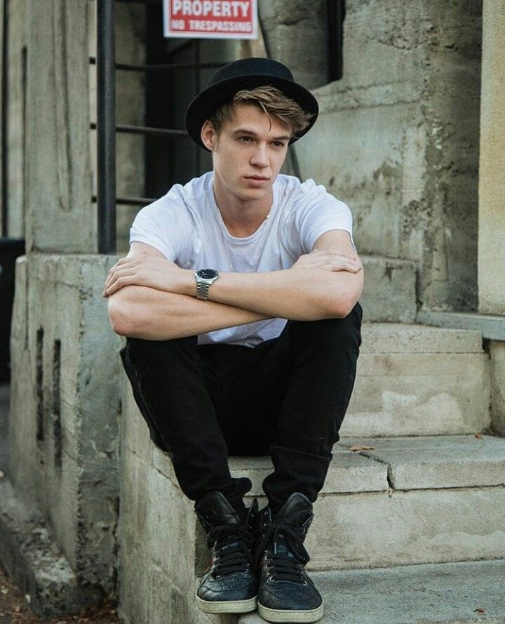 Picture of Colin Ford