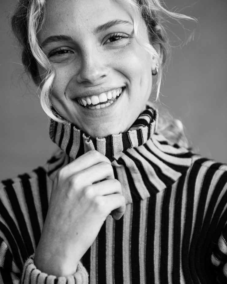 Picture of Alexandra Hutchison