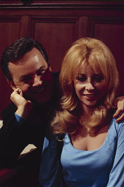 Bob Crane, Angelique Pettyjohn