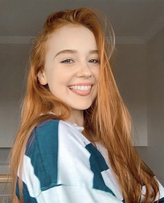 Ashleigh Ross picture