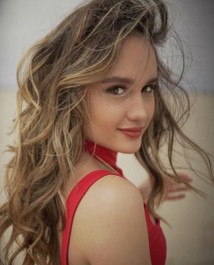 Picture of Cinta Laura Kiehl