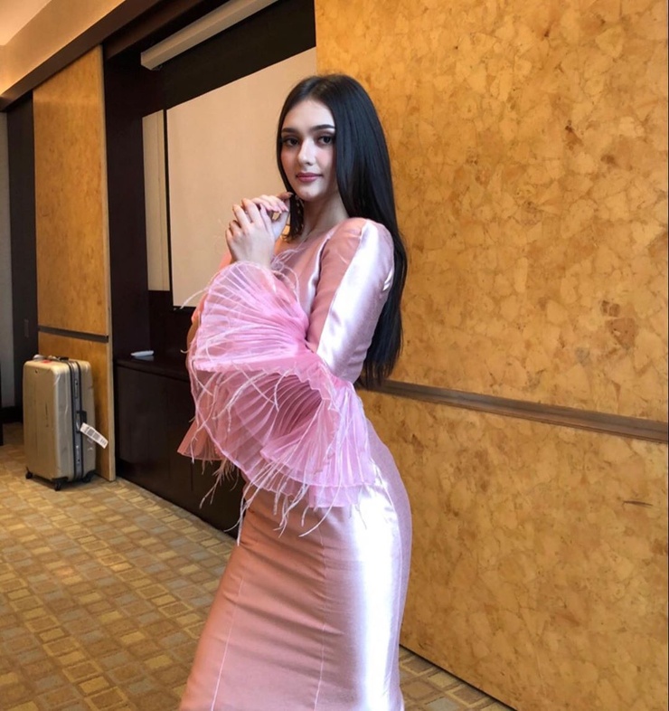 Picture of Ahtisa Manalo