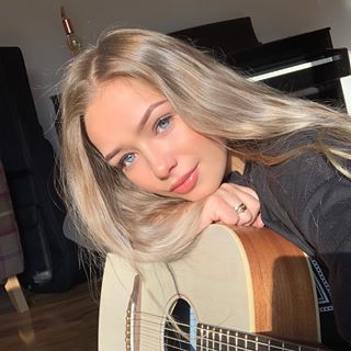 Image of Connie Talbot