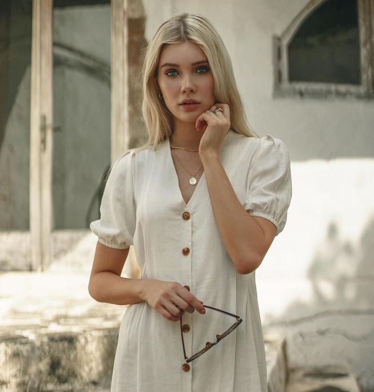 Picture of Elise Faust