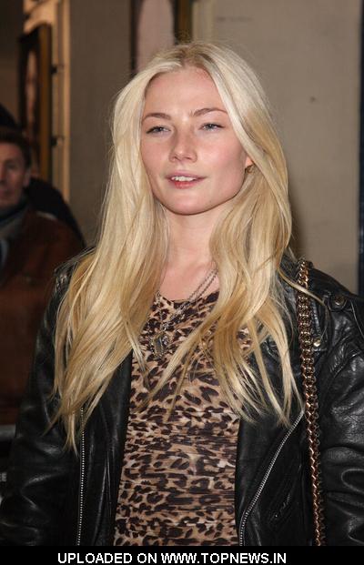 Picture of Clara Paget