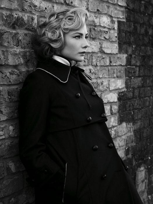 Picture of Clara Paget