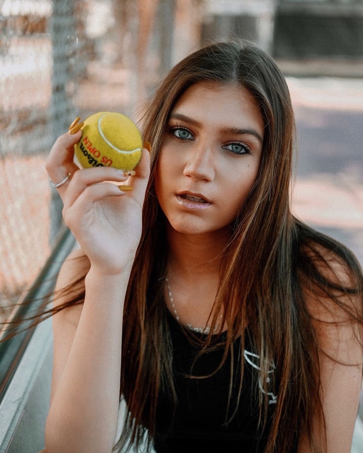 Picture of Madison Lewis