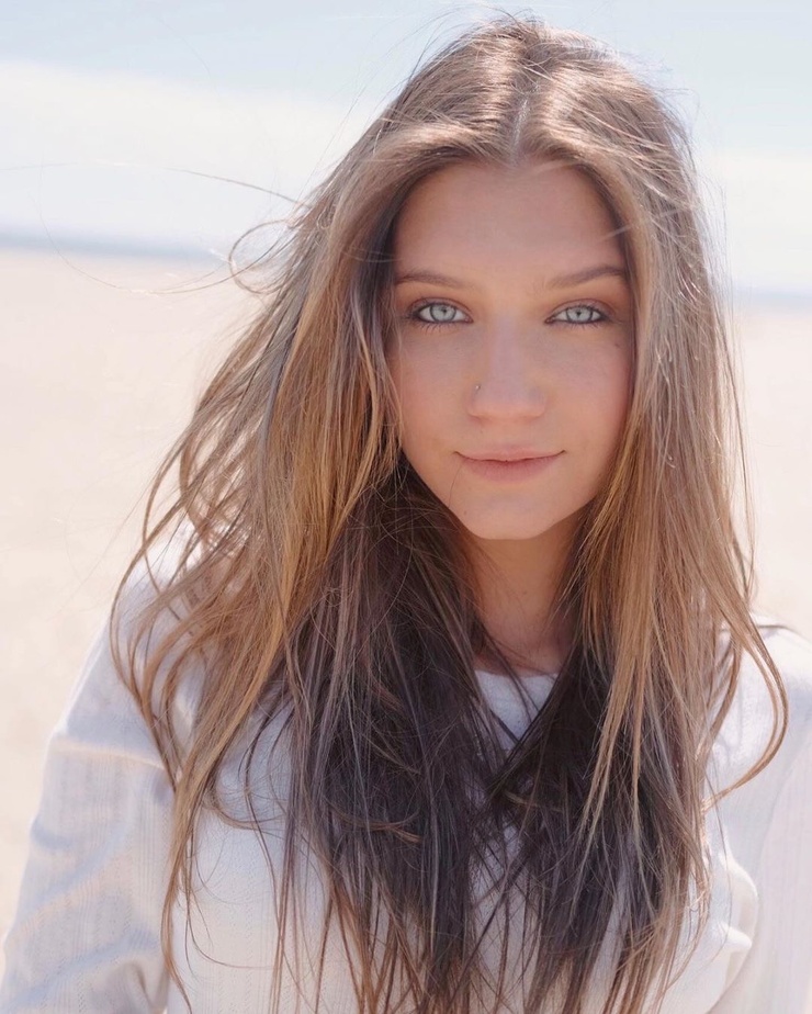 Picture of Madison Lewis