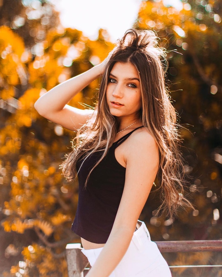 Picture of Madison Lewis