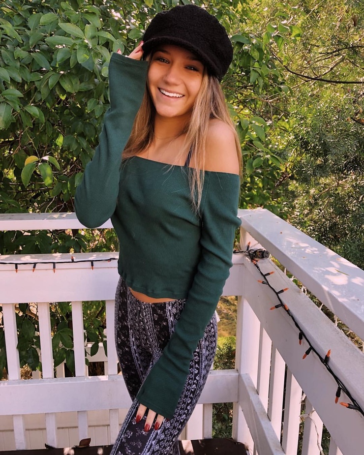 Picture of Madison Lewis