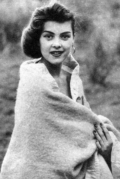 Picture of Virginia De Lee