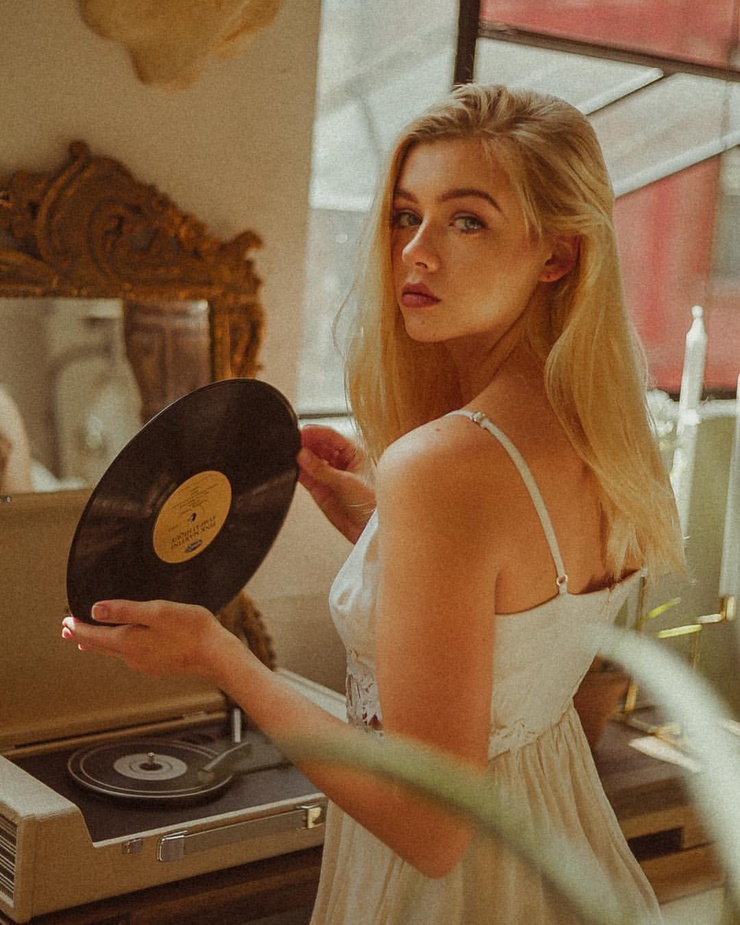 Picture of Justine Elizabeth Paradis