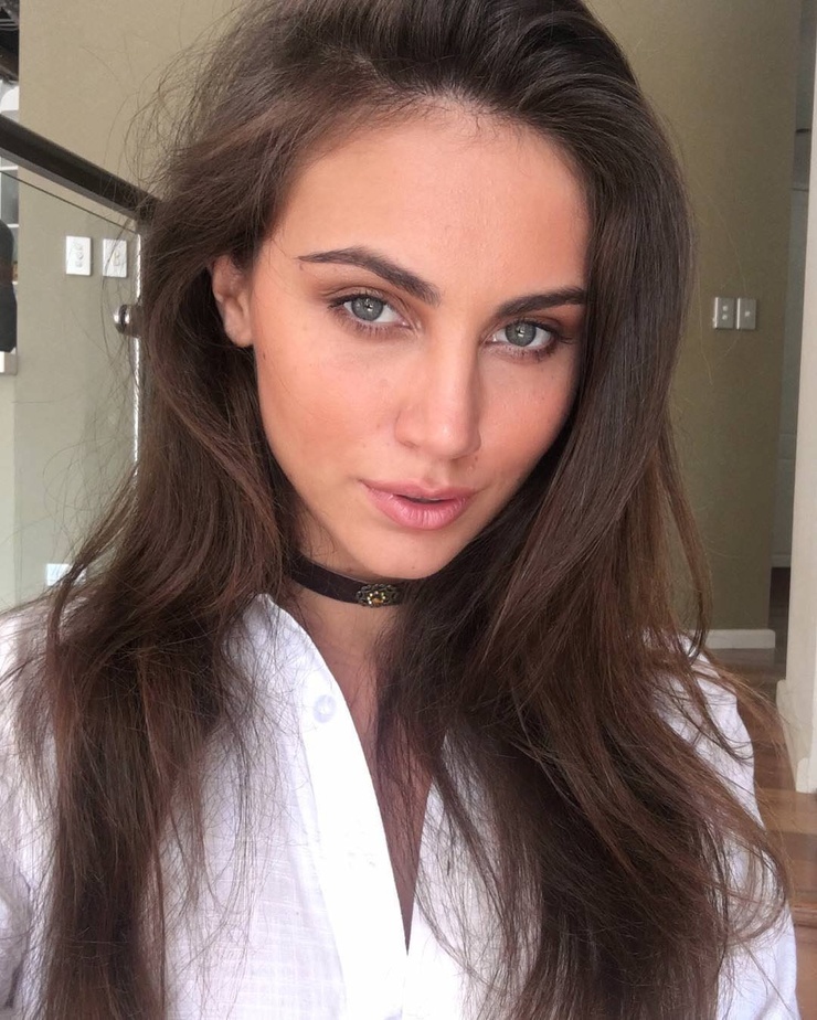 Picture of Stephanie Rayner