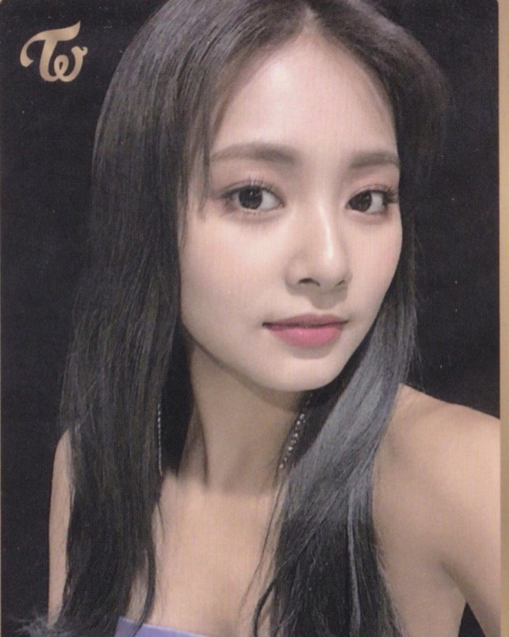 Chou Tzu-yu (Tzuyu) picture