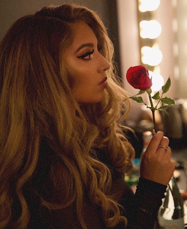 Alina Baraz picture