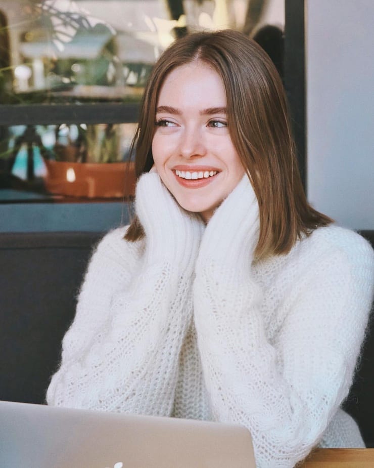 Elizabeth Stuart picture