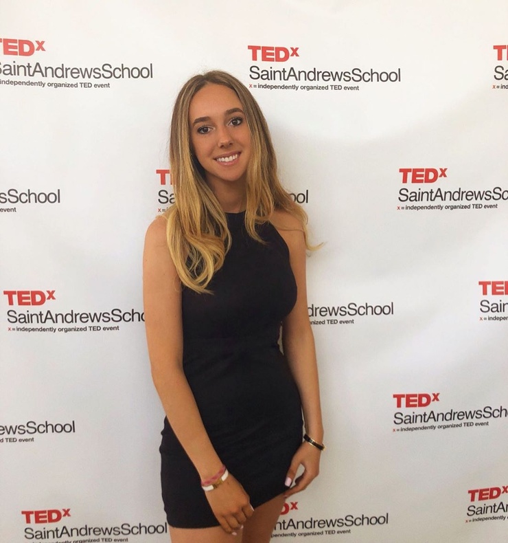 Picture of Gabby Bernstein