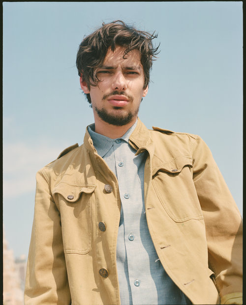 Picture of Devon Bostick