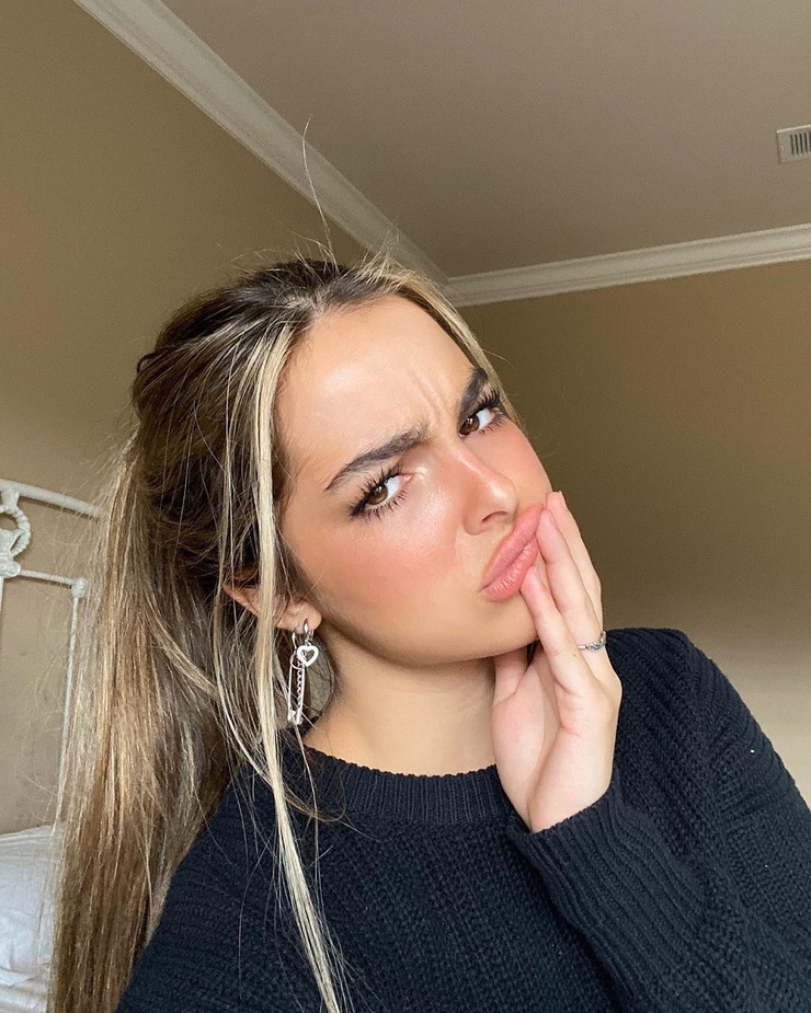 Picture of Addison Easterling