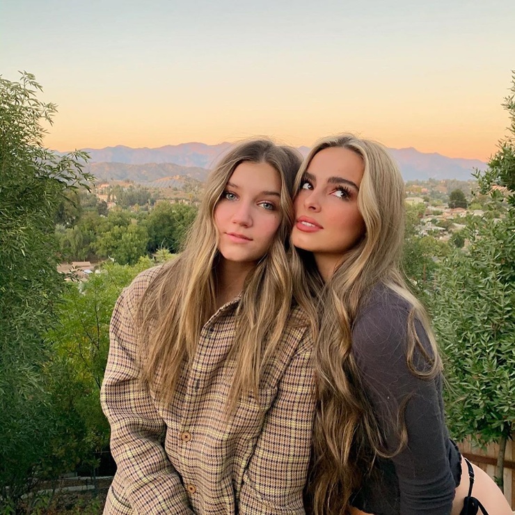 Addison Easterling image