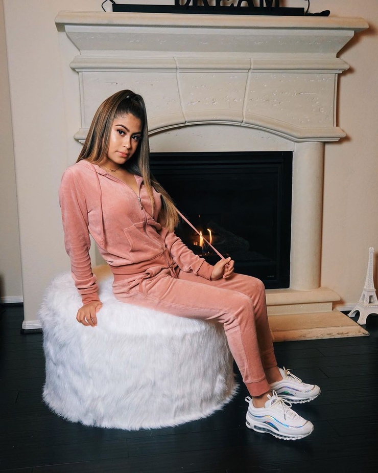 Picture of Desiree Montoya