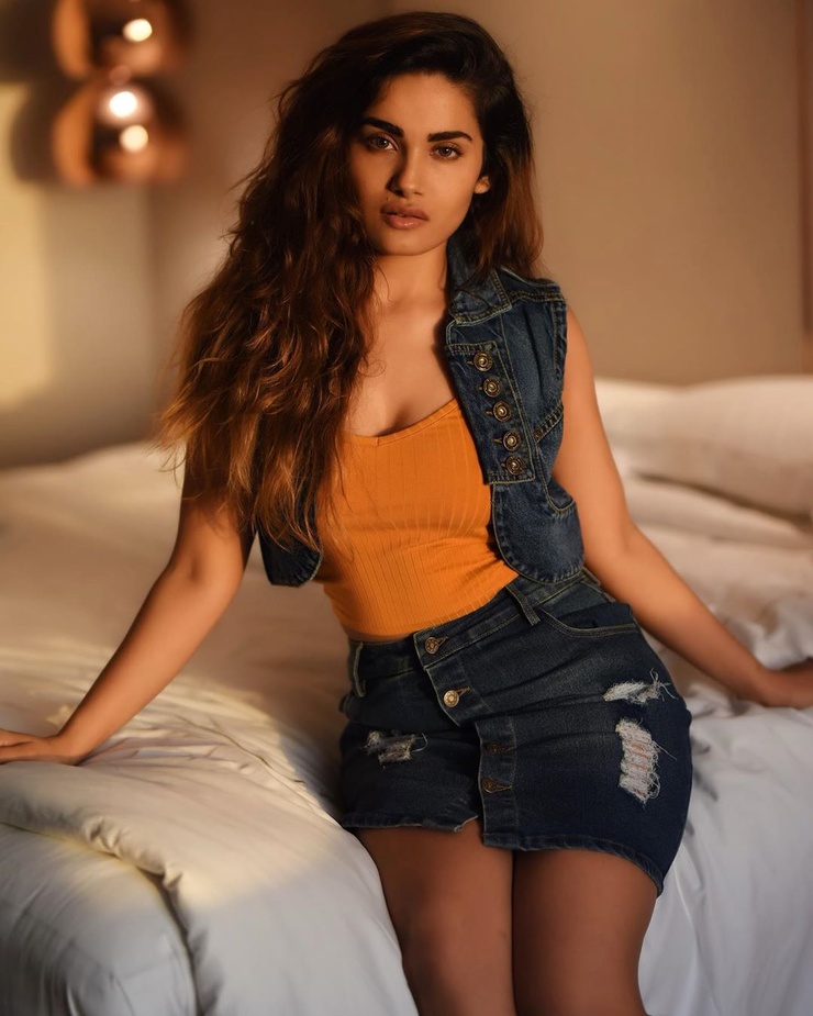 Sakshi Dwivedi picture