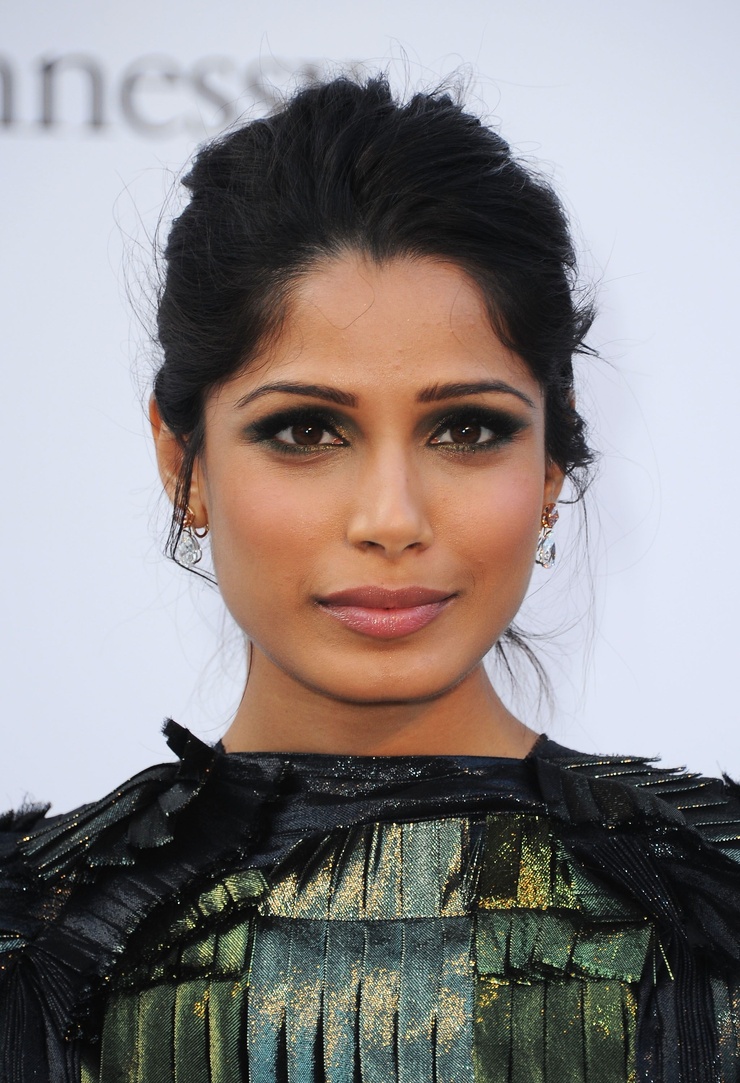 Freida Pinto image