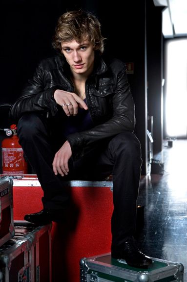 Picture of Alex Pettyfer