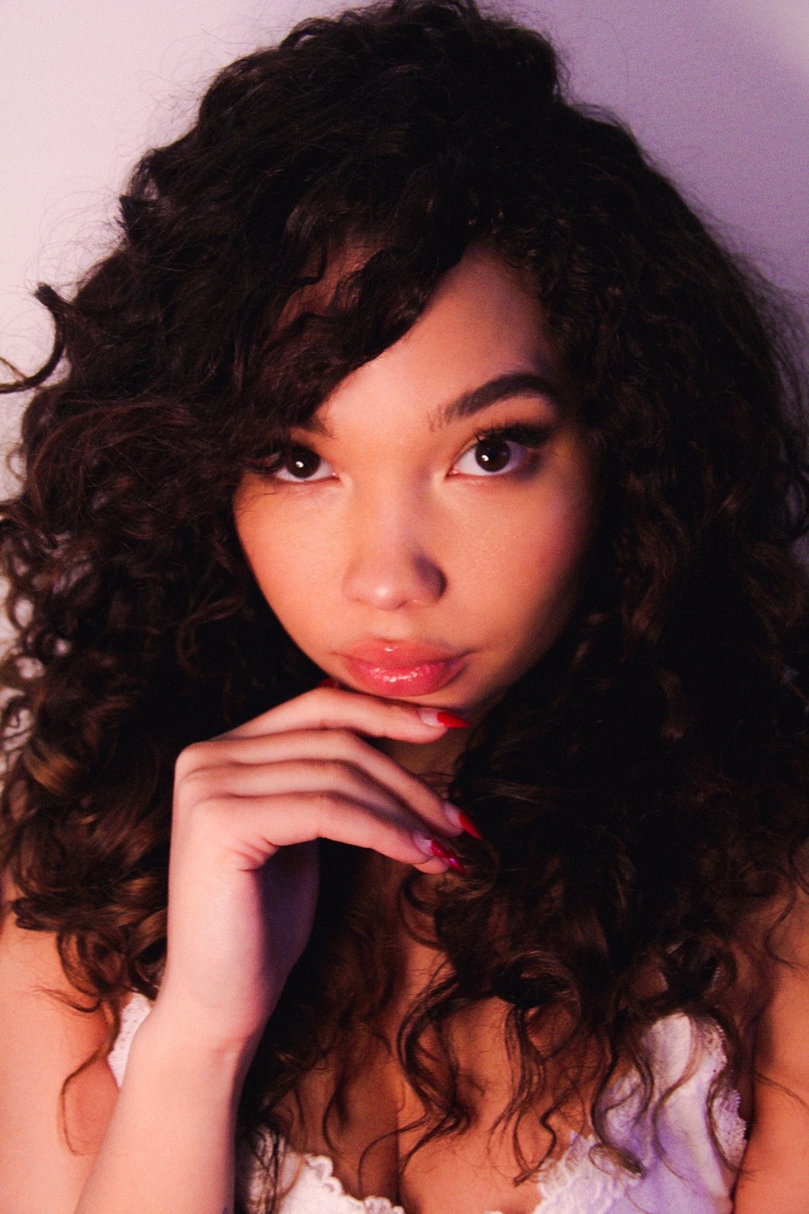 Picture of Ashley Moore (2)