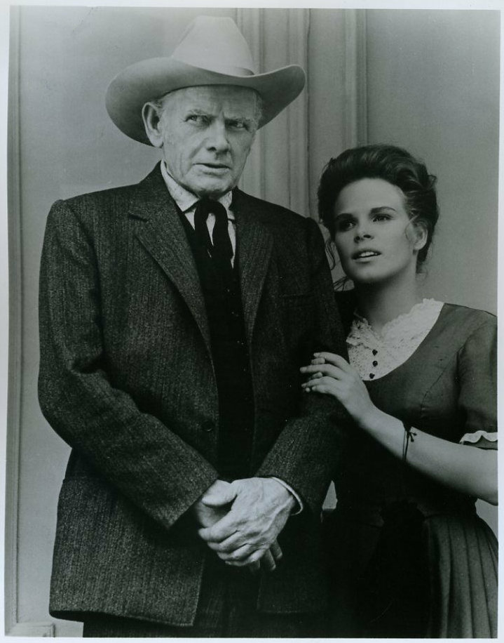 Charles Bickford, Sara Lane